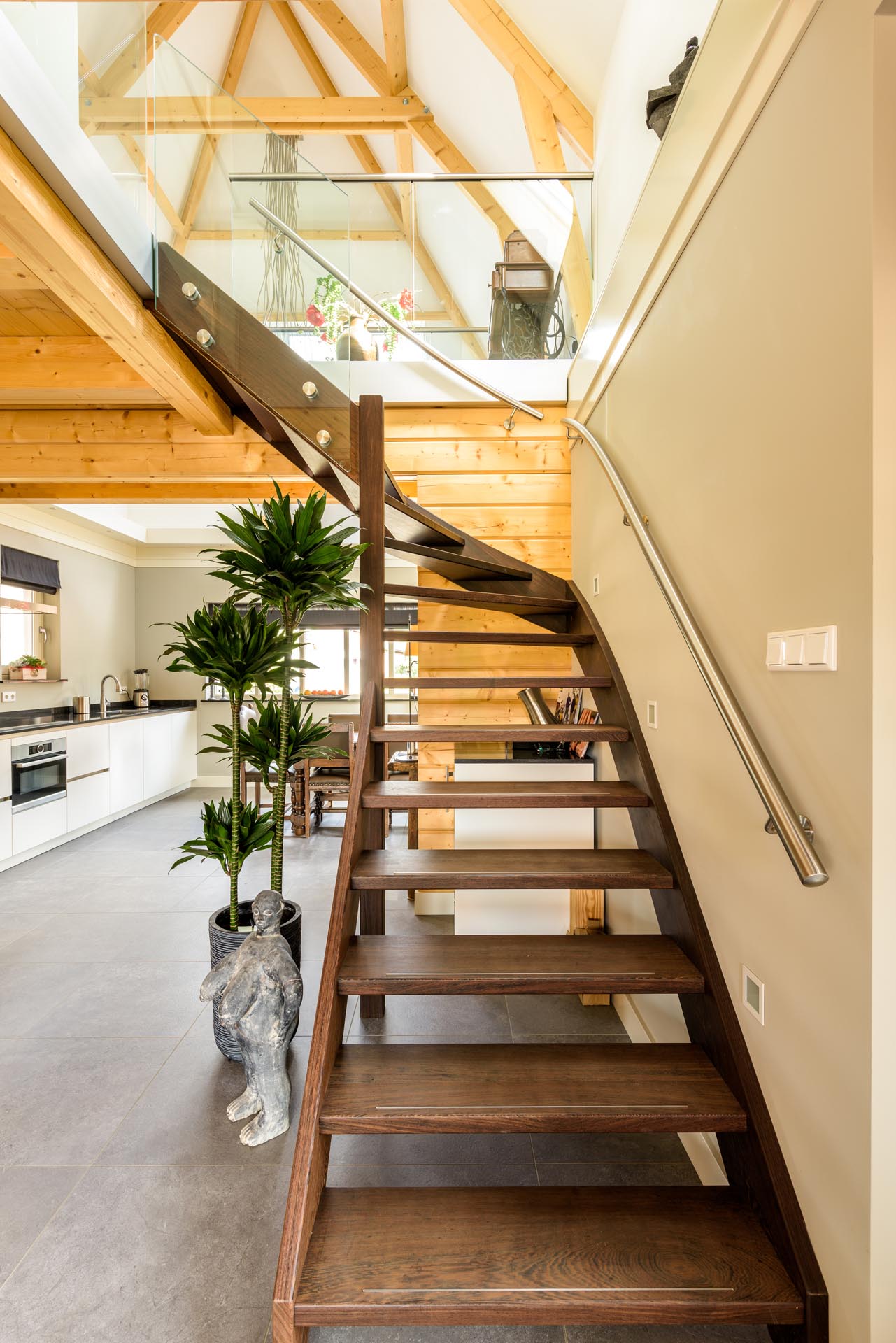 Wenge boven kwart trap open rvs leuning glas modern landelijk - Van de ...