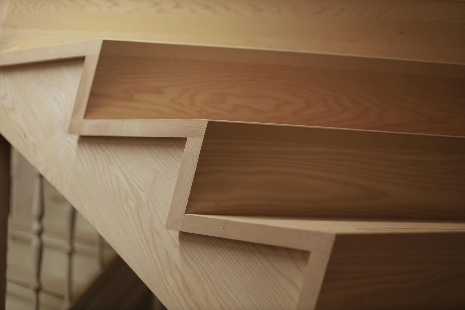 Z-trap Eiken modern dichte trap - Van de Coolwijk Trappen